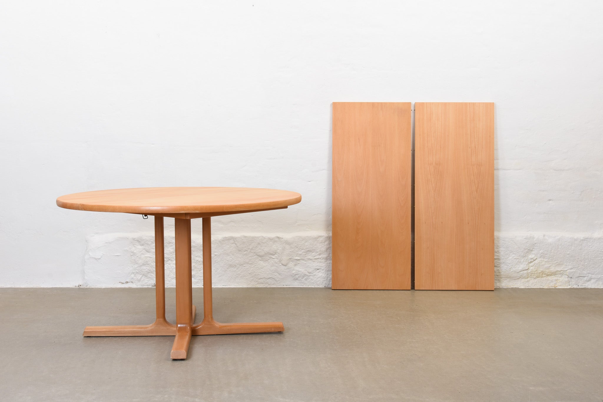 1980s extending dining table in beech – CHASE & SORENSEN