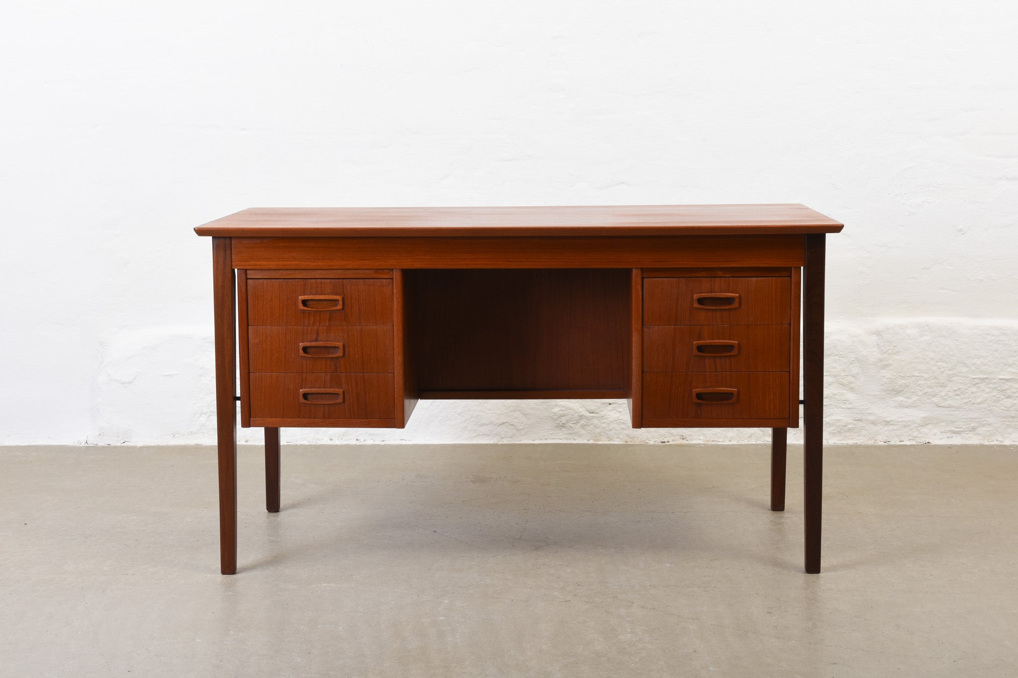 1960s twin pedestal desk in teak – CHASE & SORENSEN