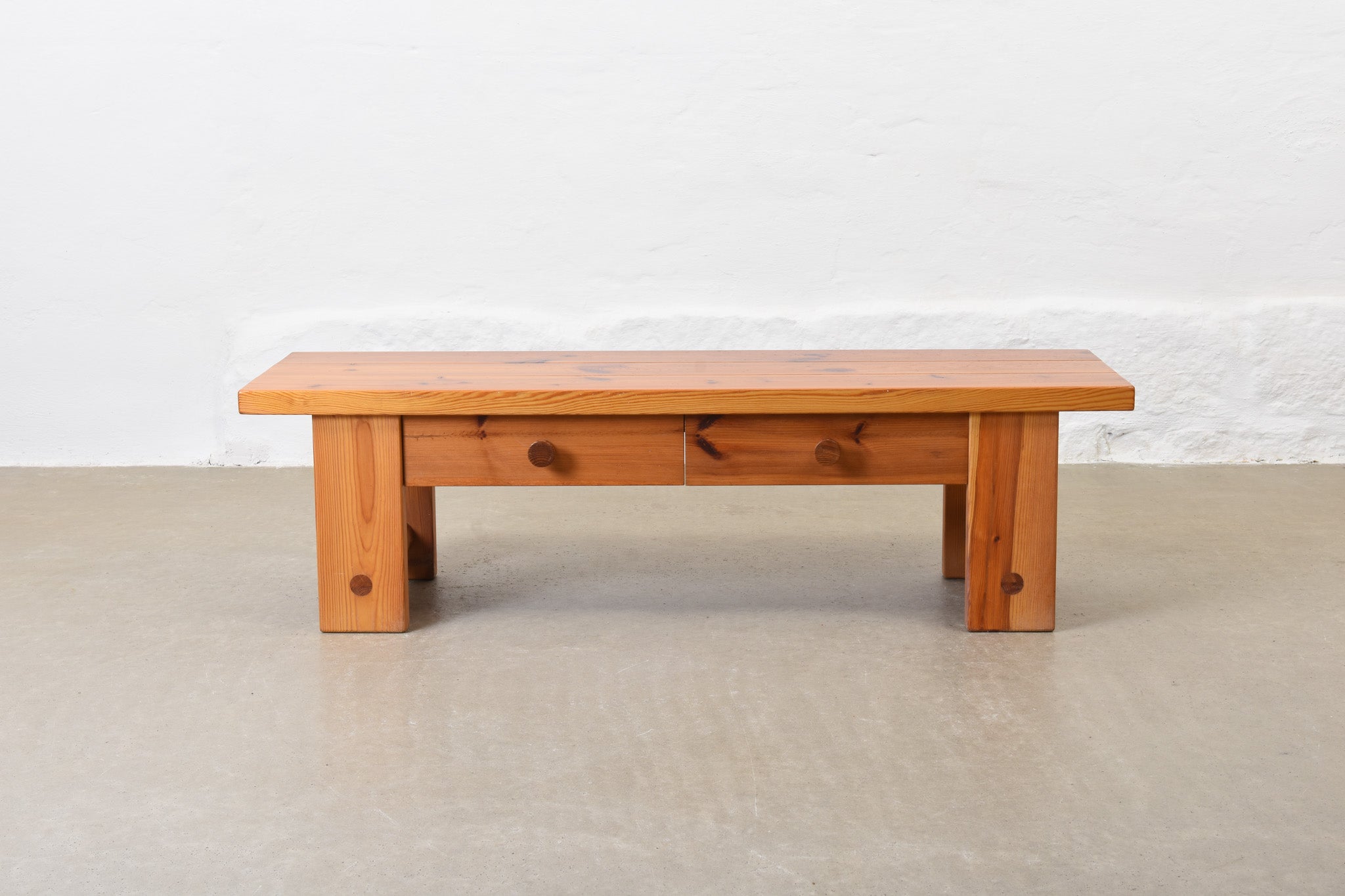 1970s Swedish pine hallway bench / TV table – CHASE & SORENSEN