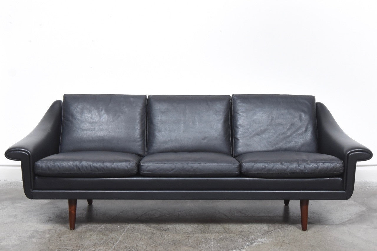 Matador sofa by Aage Christiansen – CHASE & SORENSEN