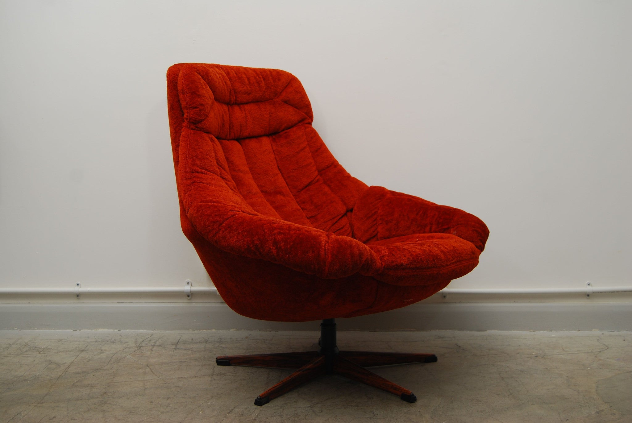 Bucket chair by H.W. Klein no. 1 – CHASE & SORENSEN