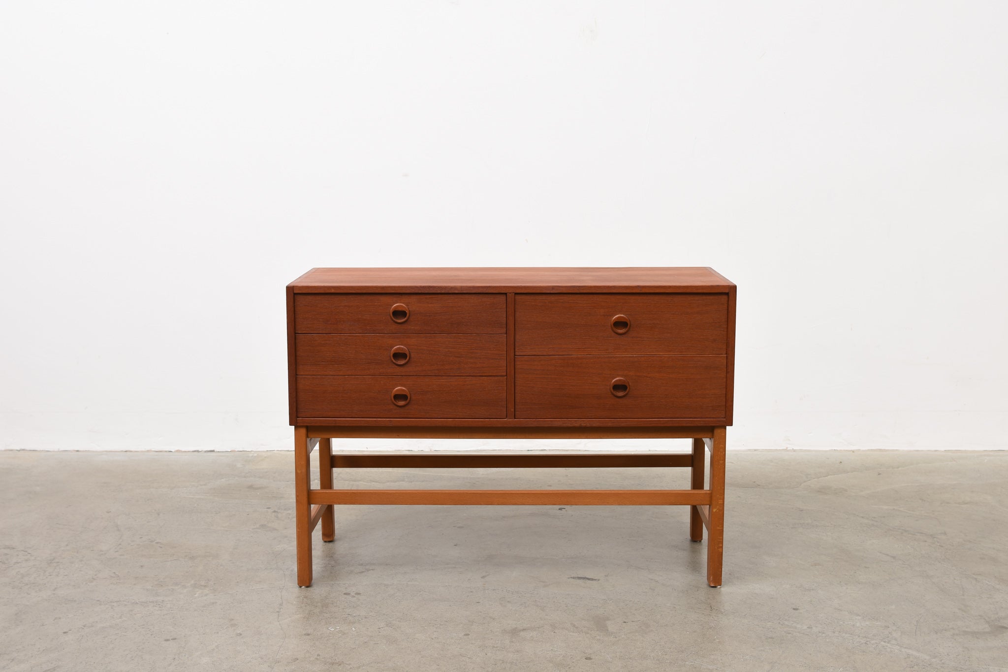 1960s teak hallway chest – CHASE & SORENSEN