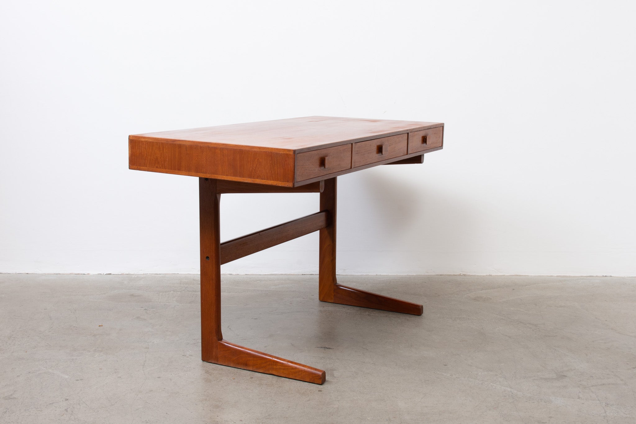 1960s teak desk by Georg Petersen – CHASE & SORENSEN