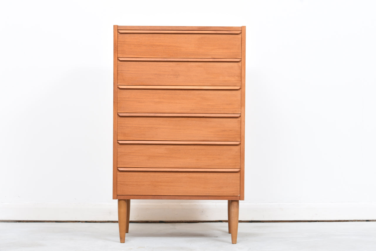 Teak chest of drawers with lipped handles – CHASE & SORENSEN